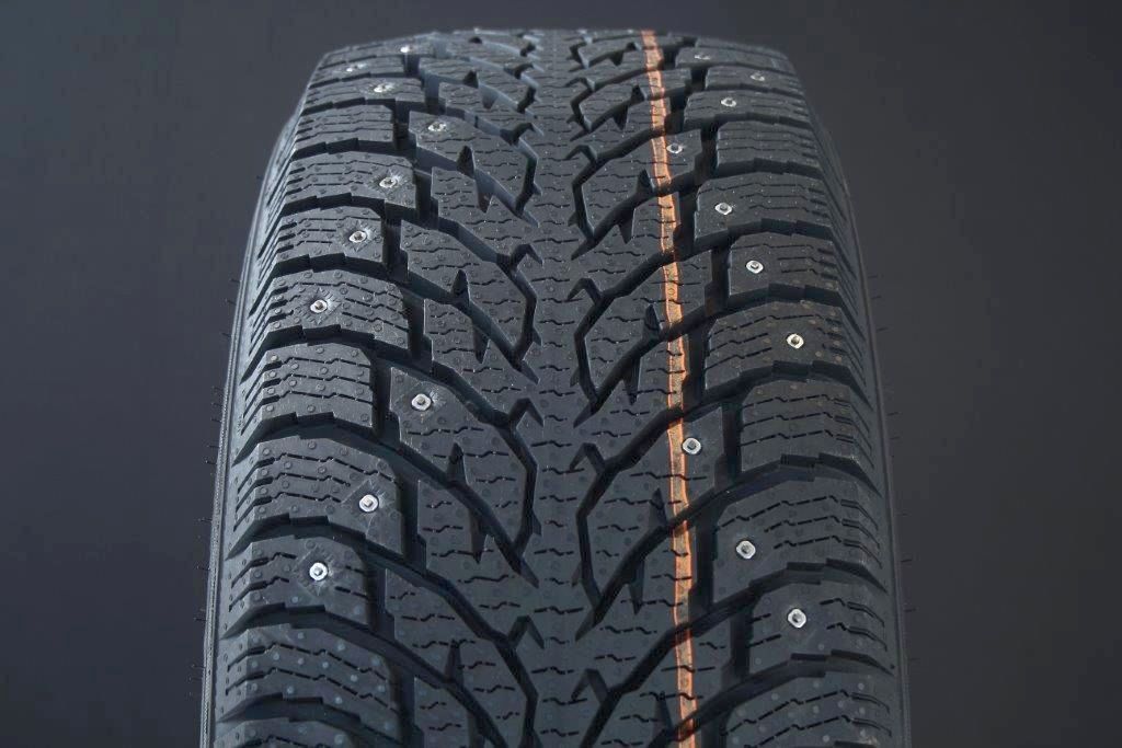 Köp 195/65R16 NOKIAN HAKKAPELIITTA C4 C-DÄCK DUBB till bra pris ...